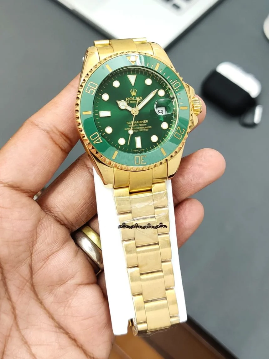 Rolex Submariner Date Hulk Gold Tone Green Dial 40mm Men’s Watch ...