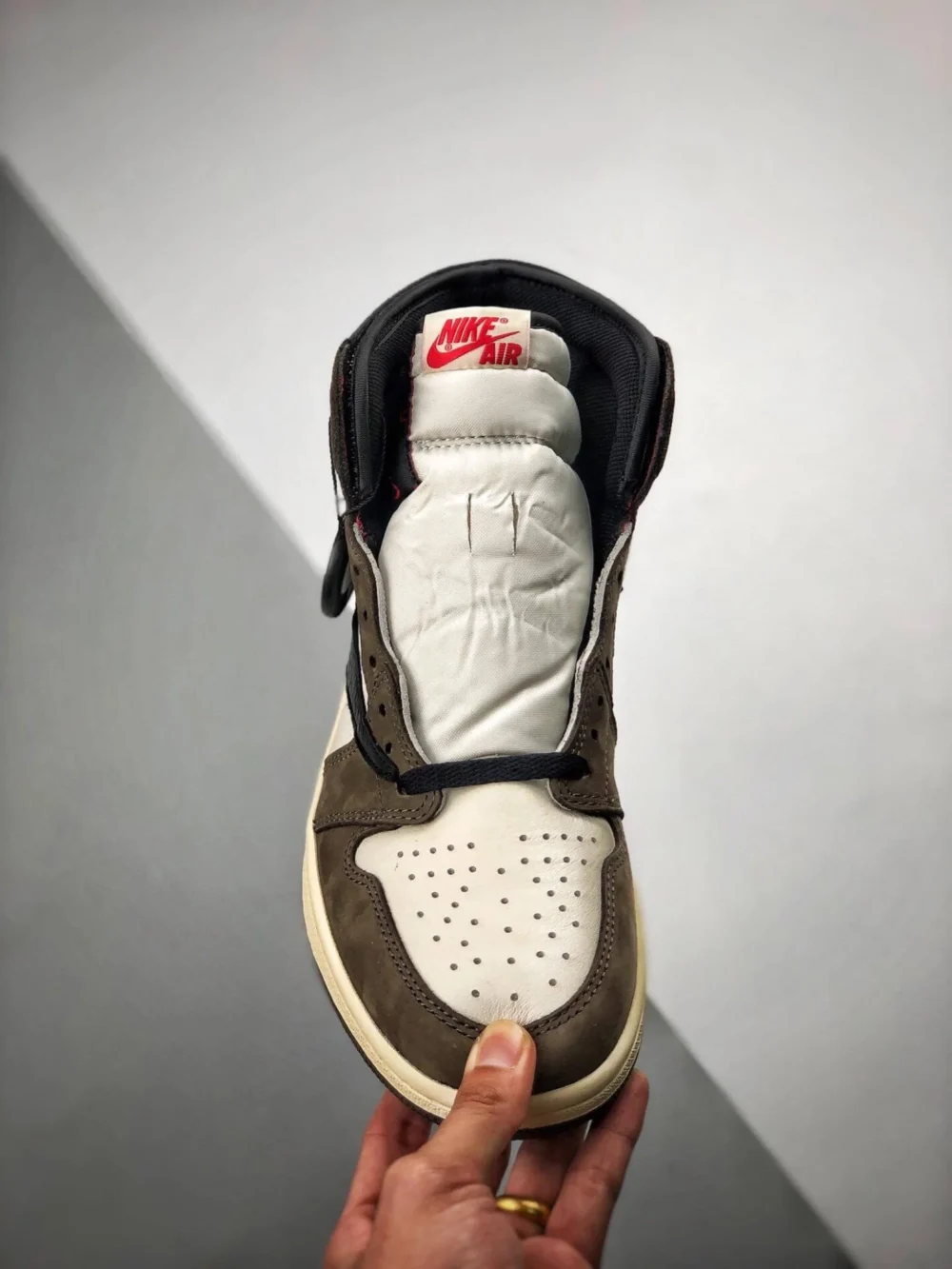Travis Scott X Nike Air Jordan 1 AJ1 - plsbuy.co.in